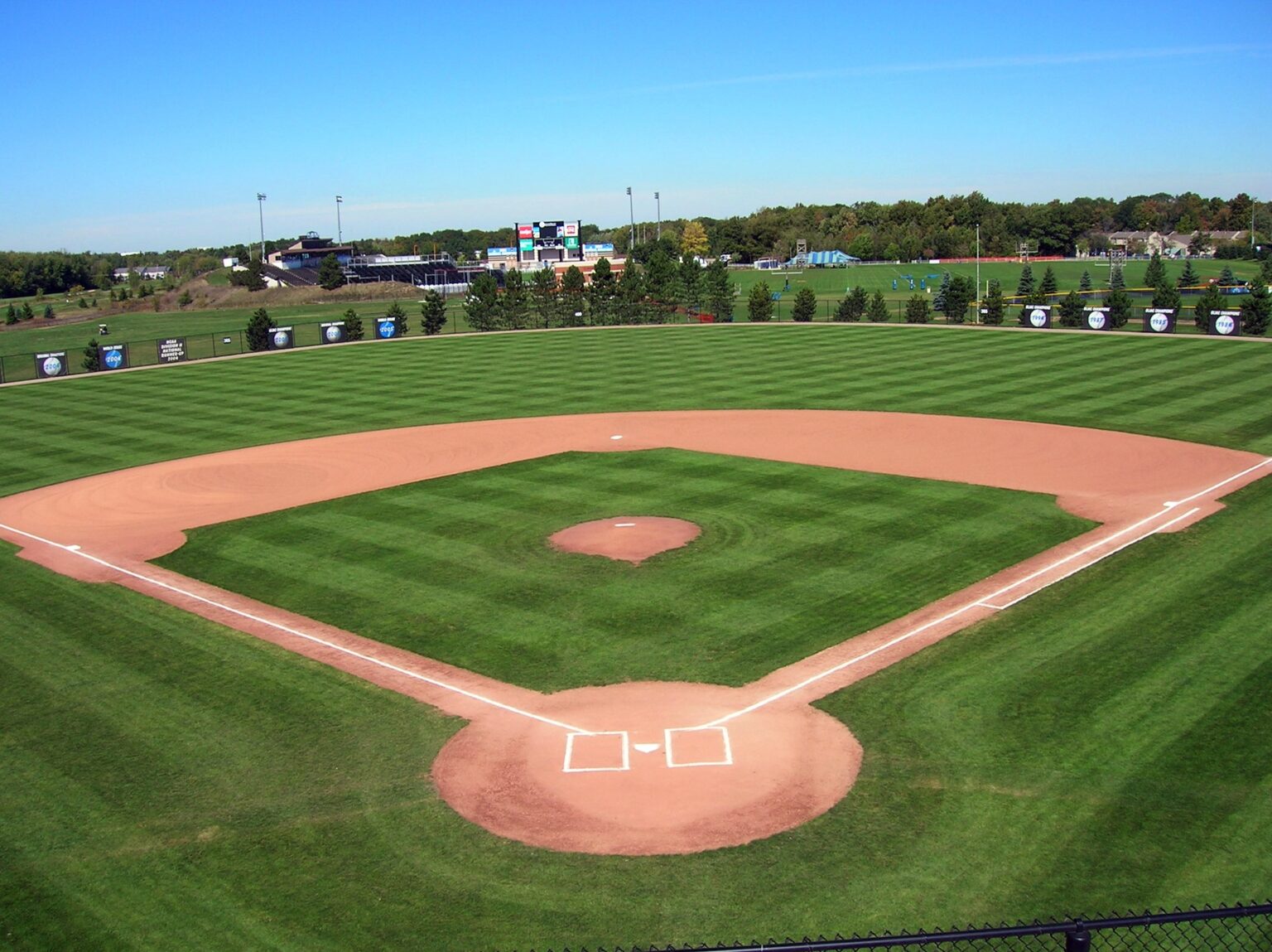 How to Properly Measure a Baseball Diamond – My Backyard Sports